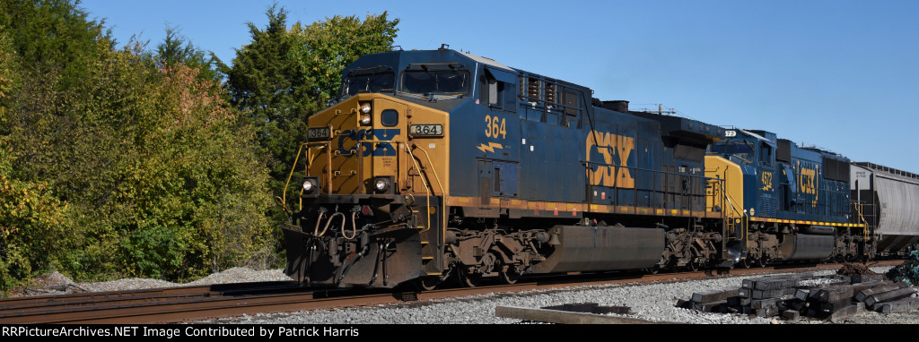 CSX 364 CW44AC leads CSX 4572 X-CSX 772 SD70MAC with a manifest south through Lewisburg TN 9 ...